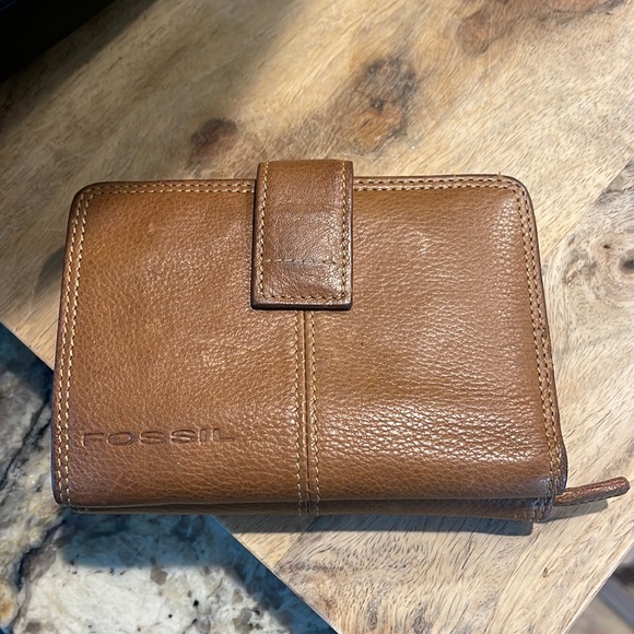 Fossil | Bags | Fossil Womens Leather Bifold Wallet | Poshmark